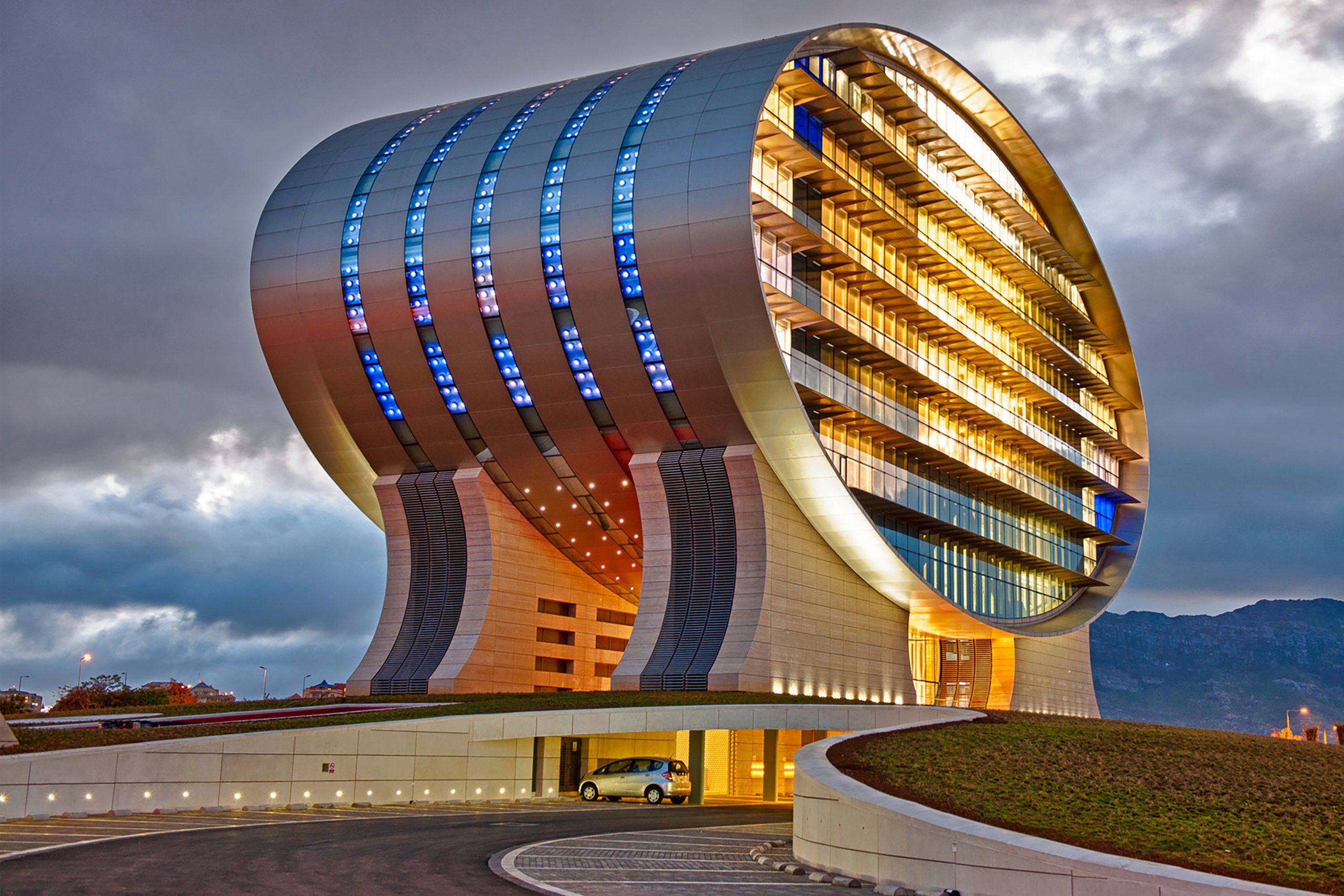 How Mauritius Commercial Bank aims to attract Africa’s high net worth ...