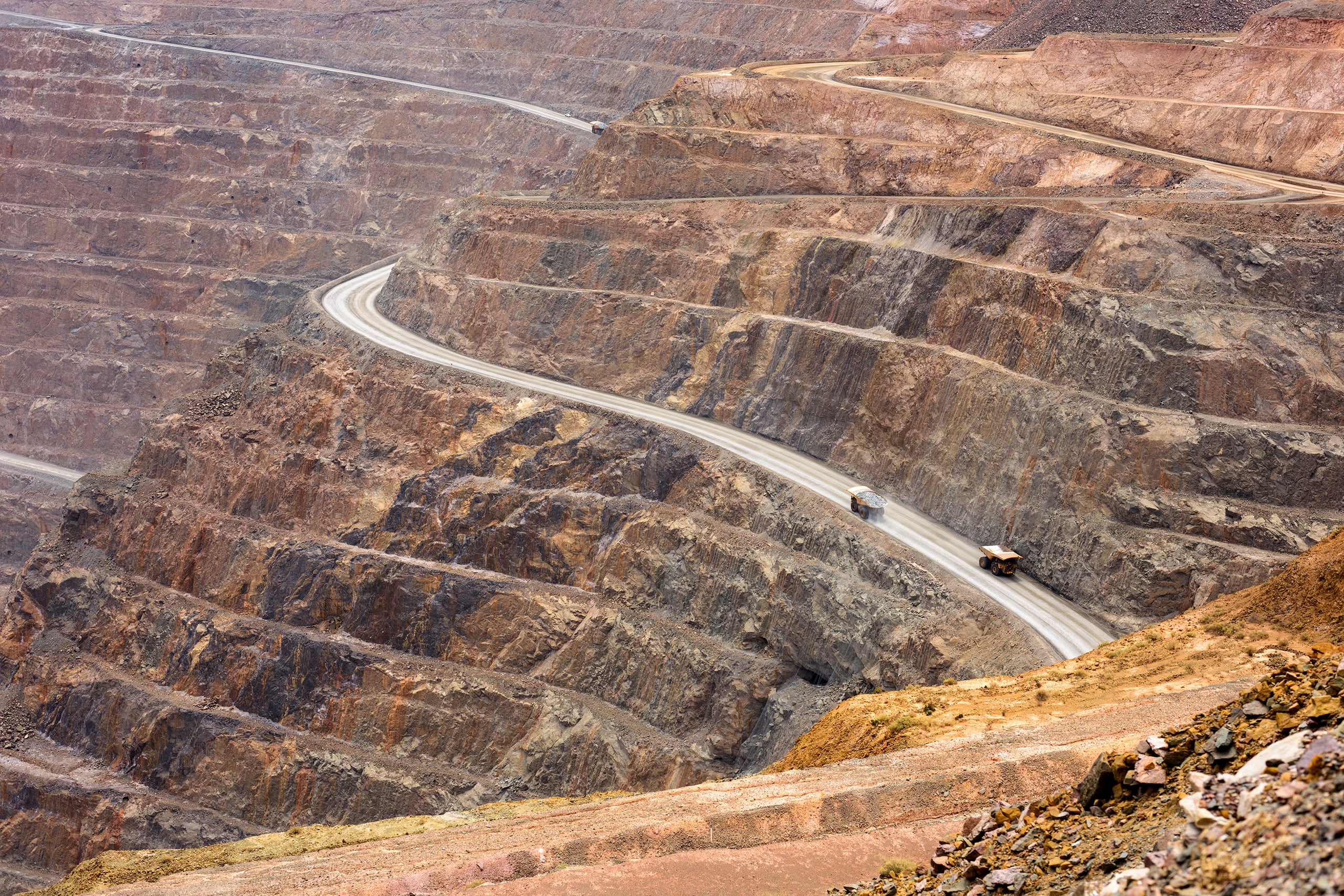 Mine de Tongon : le quatuor qui a conseillé Dossongui pour négocier ...
